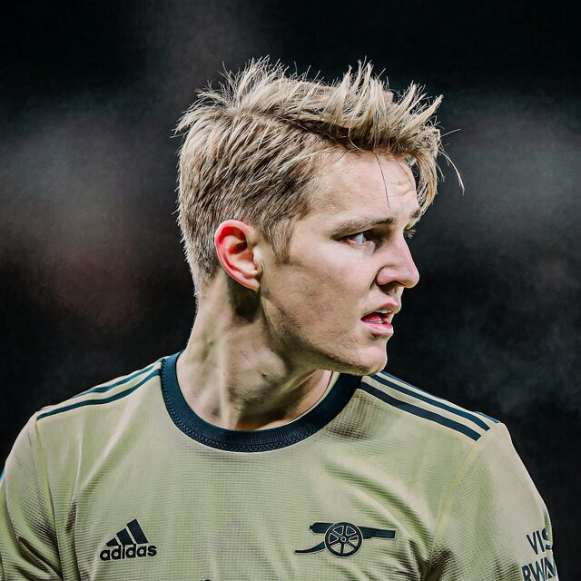 mosayin｜アトリエ｜ILLUST DAYS シンプルイラストポートフォリオ